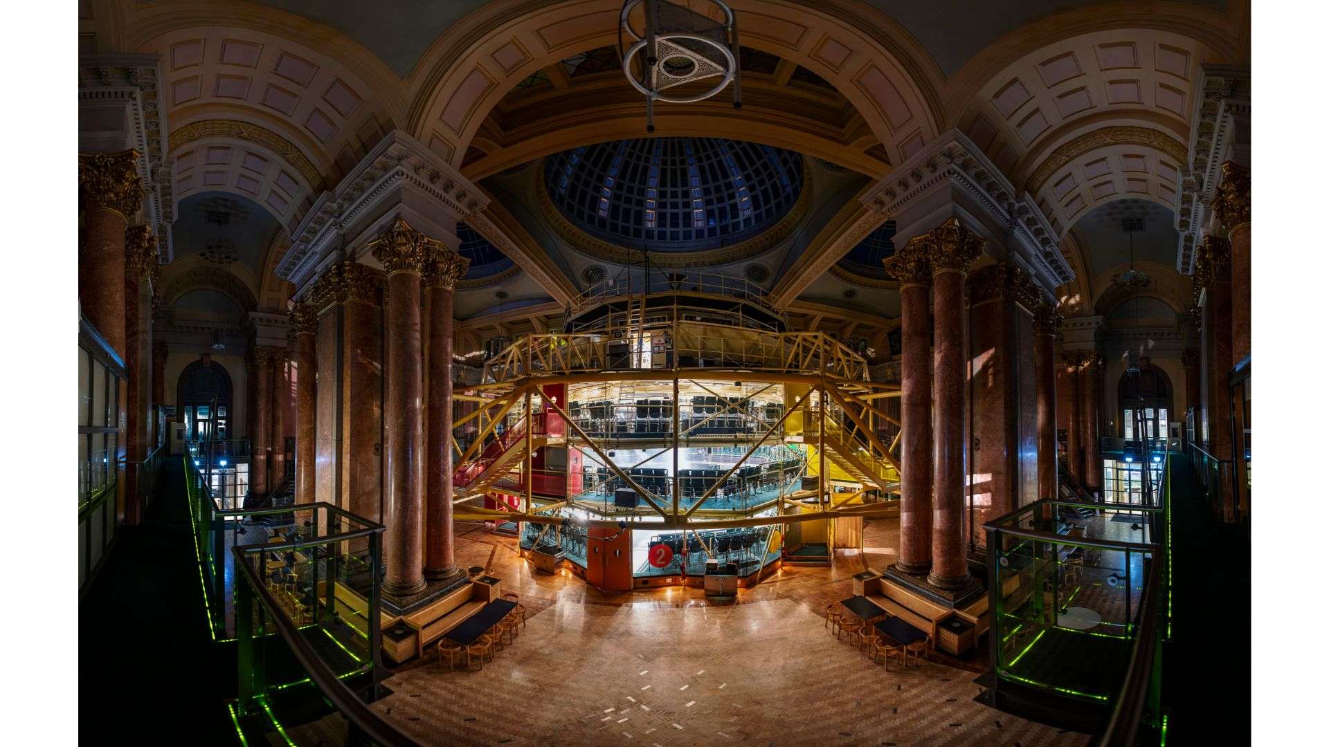 Theatre History - Royal Exchange Theatre